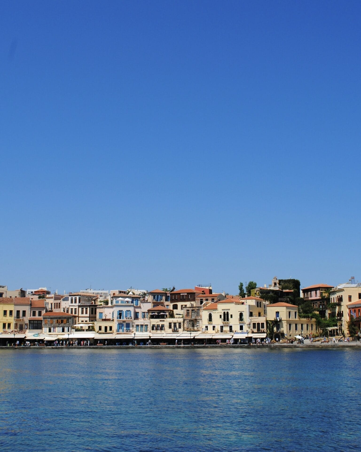 Crete Earthquake Triggers Tsunami Warning Across Aegean Region • Over ...