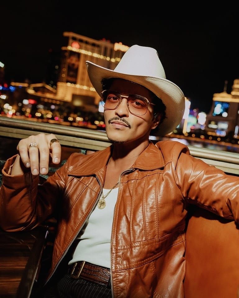 Bruno Mars Just Broke the Internet (Again): 5 Nights in Toronto ...